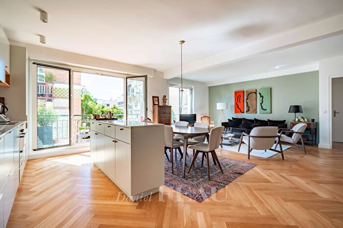 Appartement 4 pièces à Paris 16ème, Porte de Saint-Cloud, Auteuil-Sud, à vendre