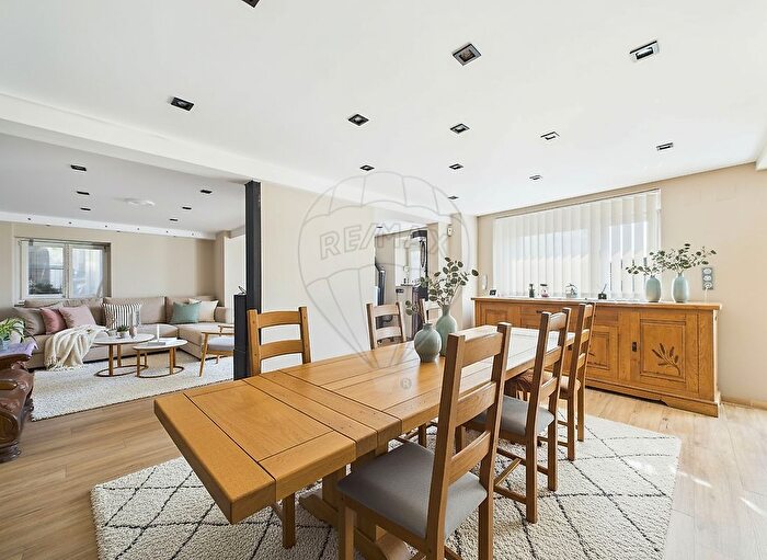 Maison à vendre - Hettange-Grande - 6 pièces - 4 chambres