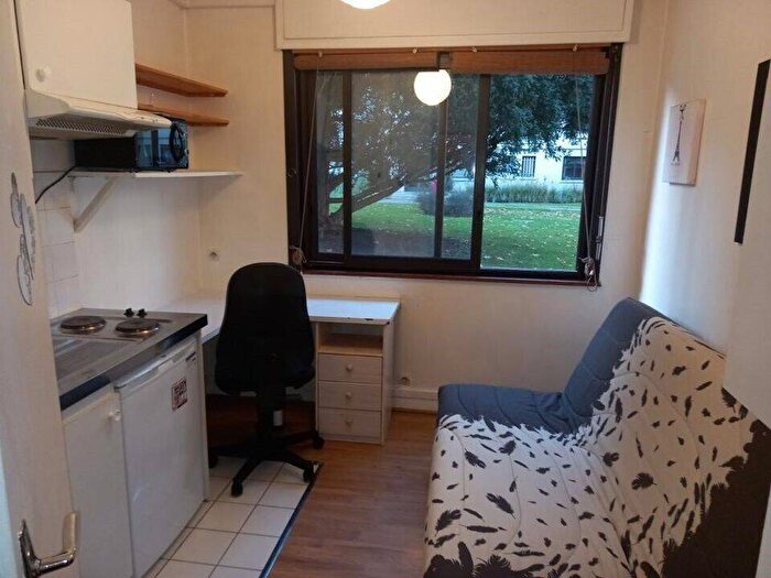 La Plaine des Sablons, Neuilly-sur-Seine : Appartement 1 pièce à louer
