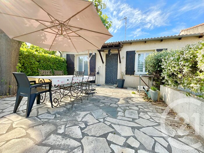 Maison à louer - Lunel, Abrivado - 3 pièces - 2 chambres