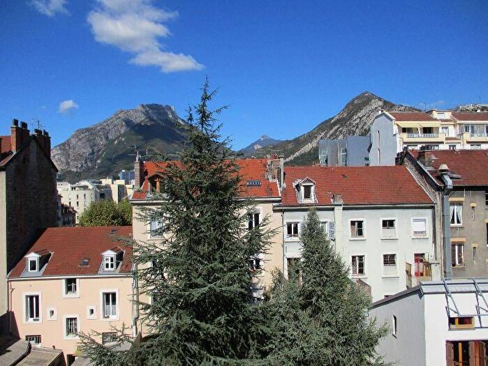 Berriat-Ampere, Grenoble : Appartement 1 pièce à louer