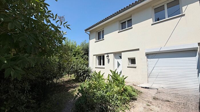 Maison 4 pièces à vendre à Villenave-dOrnon, Chambéry, La Monnaie, Carbonnieux, Trigan