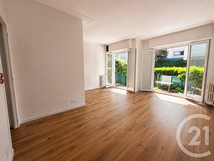 Appartement 1 pièce à vendre à Le Cannet, Bas Cannet