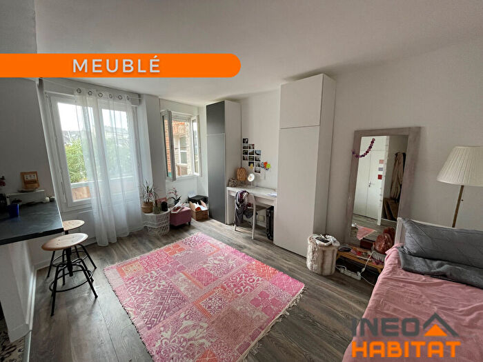 Appartement à louer - Quartiers Ouest, Arsenal, Redon - 1 pièce