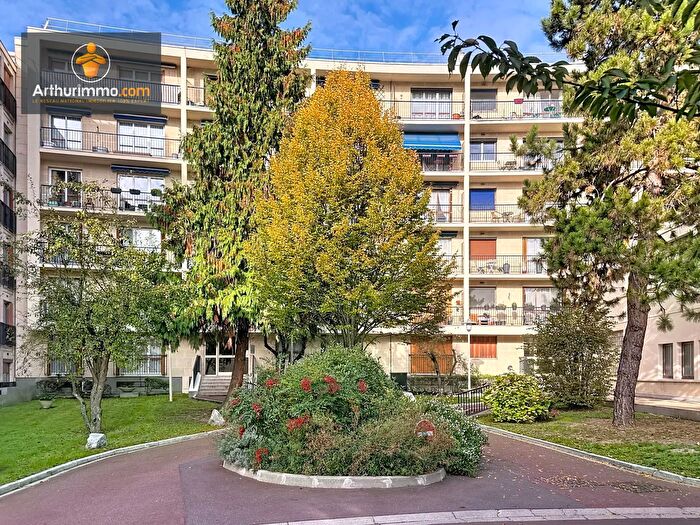 Appartement à vendre - Eaubonne, Mont dEaubonne - 3 pièces - 2 chambres