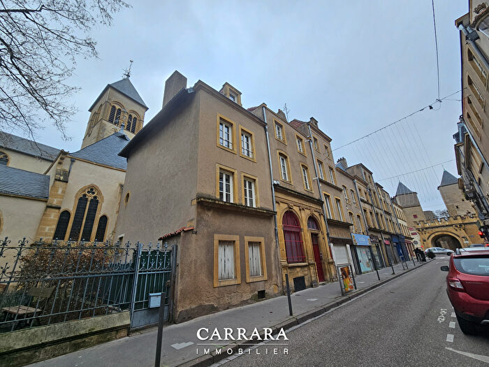 Maison à louer - Metz, Ancienne ville - 4 pièces - 2 chambres
