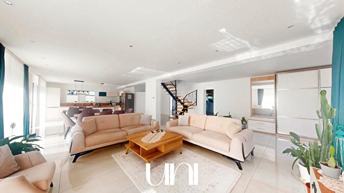 Maison à vendre - Bavent - 7 pièces - 5 chambres