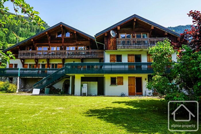 Maison à vendre - La Chapelle-dAbondance - 10 pièces - 7 chambres