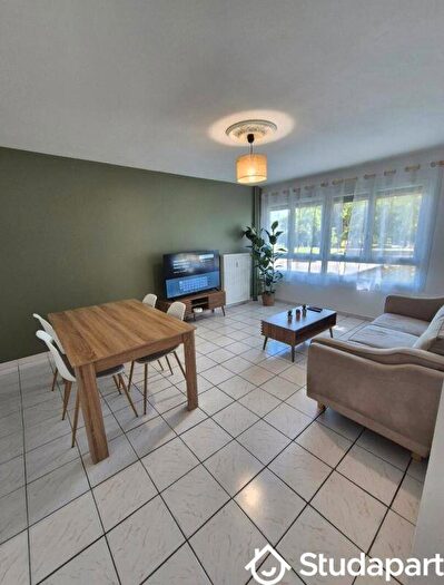 La Pierre Heuzé, Caen : Appartement 1 pièce à louer