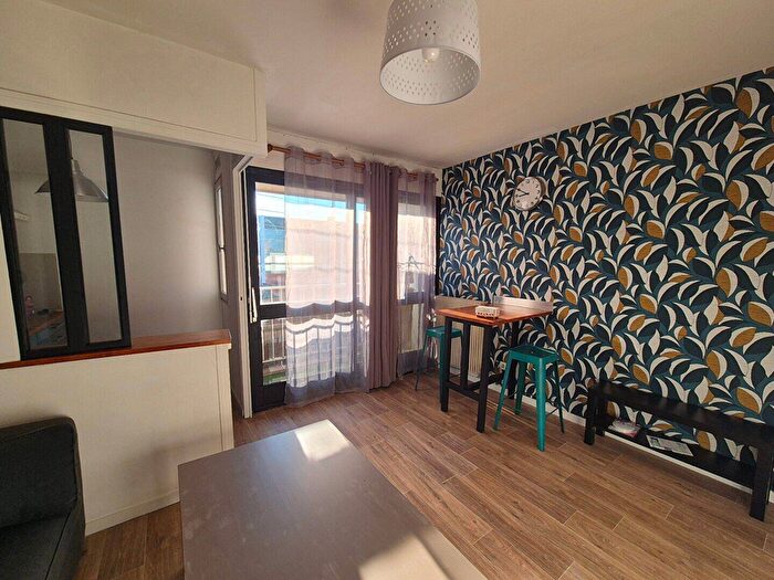 Lamberte-Hôpital, Libourne : Appartement 1 pièce à louer