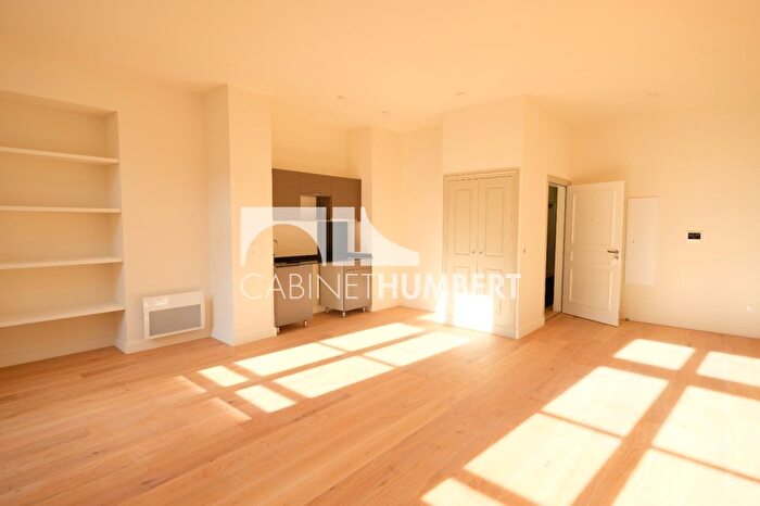 Appartement à louer - Saint-Étienne, Centre-ville, Peuple, Chavanelle - 2 pièces - 1 chambre