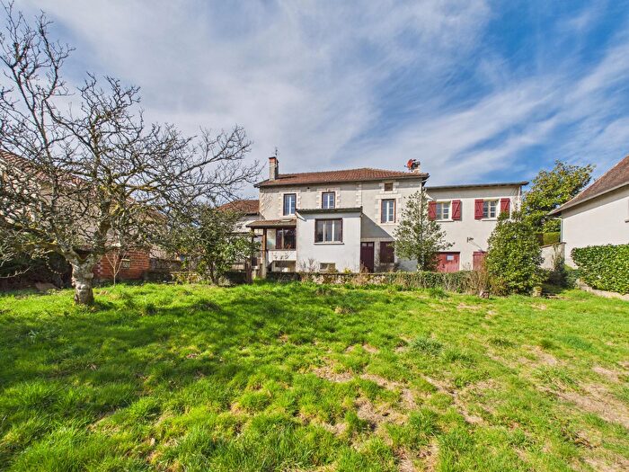 Maison à vendre - Saint-Saud-Lacoussière - 9 pièces - 6 chambres