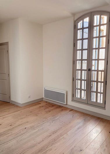 Appartement 1 pièce à louer à Centre Ville-Mejan-La Cité, Arles