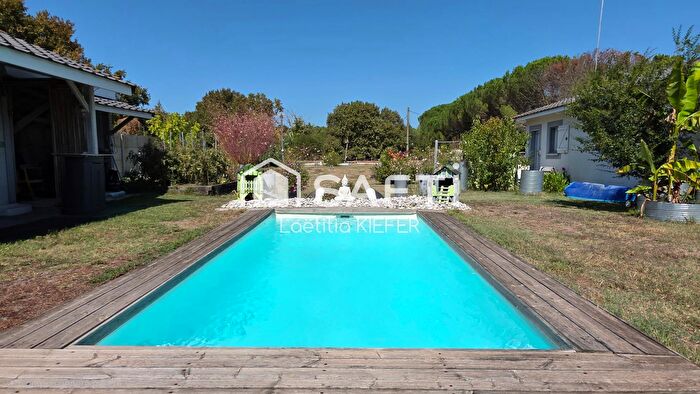 Maison 8 pièces à Audenge, à vendre