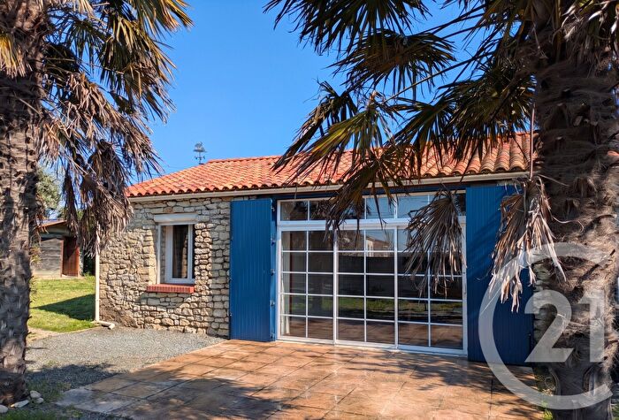Longeville-sur-Mer : Maison 3 pièces à vendre