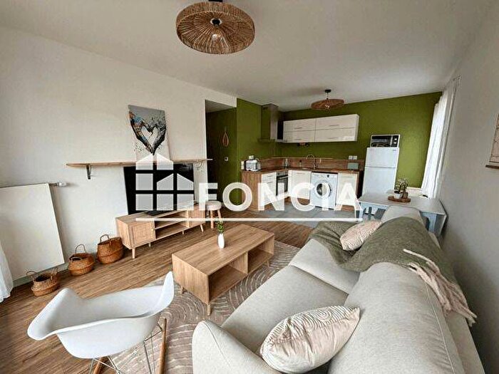 Centre, Annemasse : Appartement 1 pièce à louer