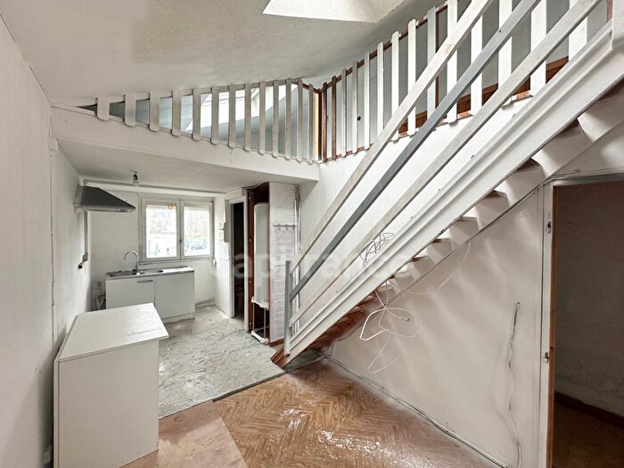 Appartement à vendre - Guiscriff - 2 pièces - 1 chambre