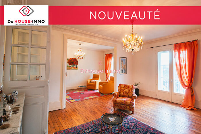 Appartement à vendre - Poitiers, Centre-ville - 6 pièces - 3 chambres