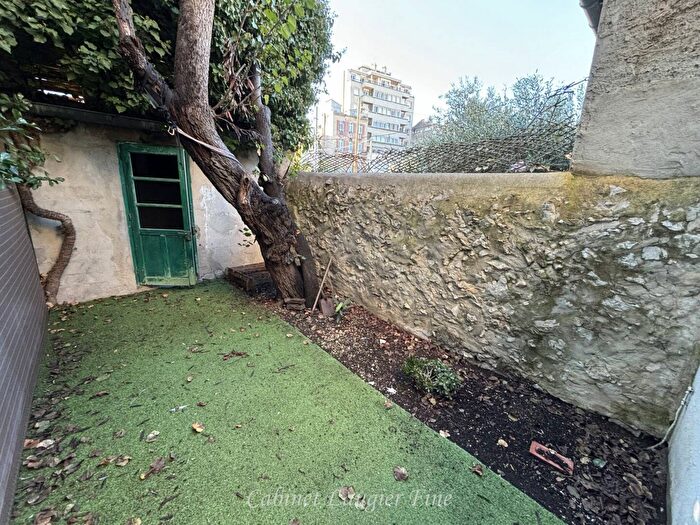 Appartement à louer - Marseille ème arrondissement - 1 pièce