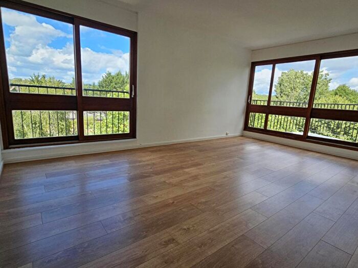 Appartement 3 pièces à Le Chesnay, Tartre, à louer