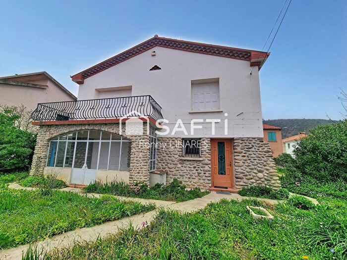 Maison à vendre - Prades - 8 pièces - 5 chambres