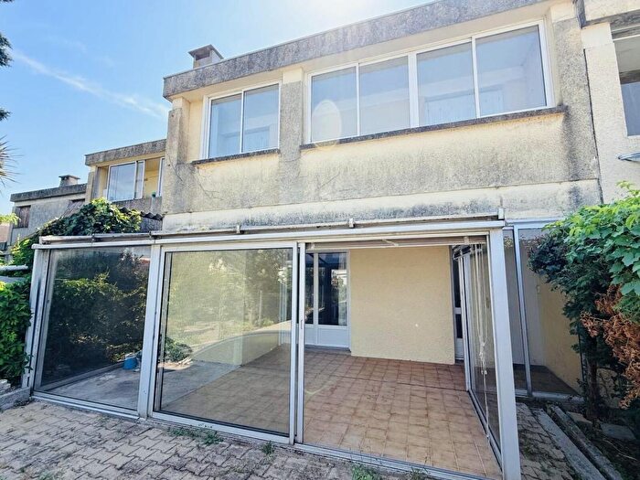 Castelnaudary, Pont Rouge, Estambigou, Marronniers : Maison 4 pièces à vendre