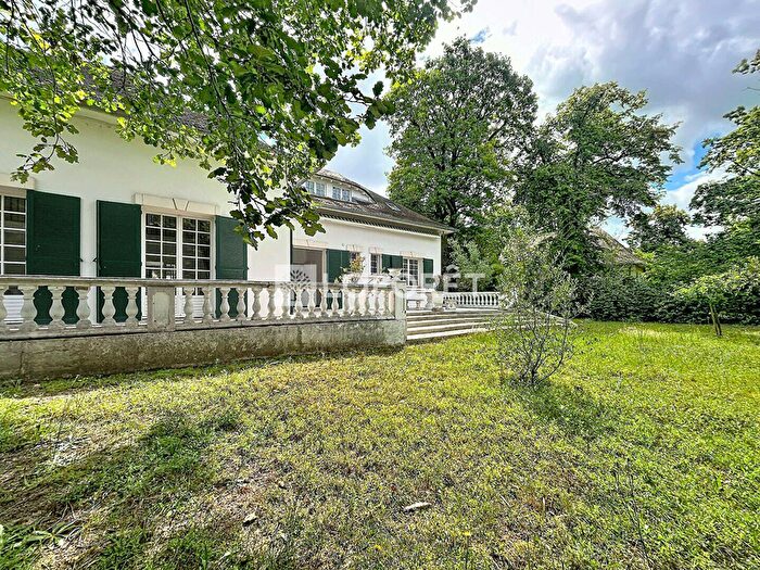 Maison 8 pièces à louer à Lac Inferieur, Le Vésinet