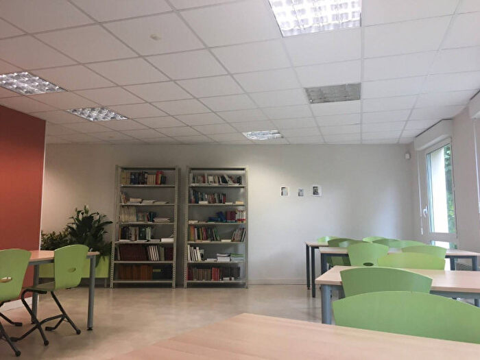 Appartement à louer - Cachan, Ouest Sud - 1 pièce