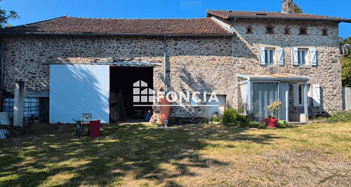 Maison à vendre - La Jonchère-Saint-Maurice - 4 pièces