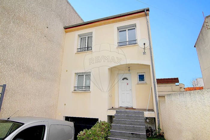 Colombes, Henri Martin Estienne d'Orves : Maison 9 pièces à vendre