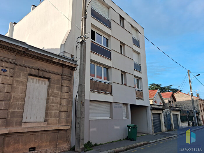 Appartement à louer - Bordeaux, Pellegrin, Chaban-Delmas - 1 pièce