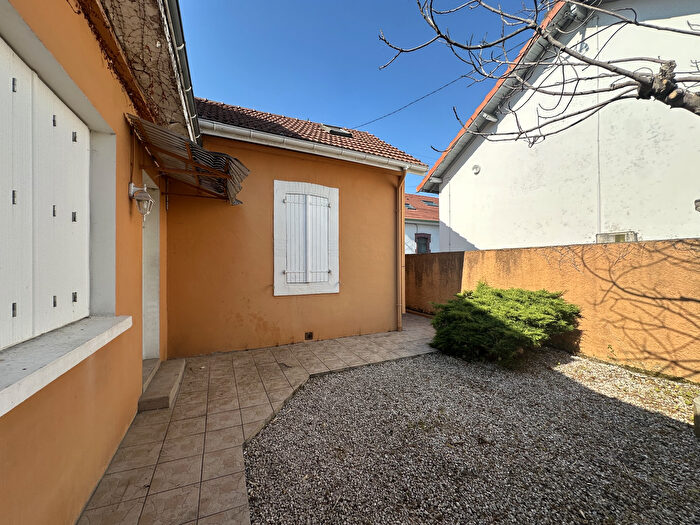 Tarbes, Vugnemale, Martinet : Maison 2 pièces à louer