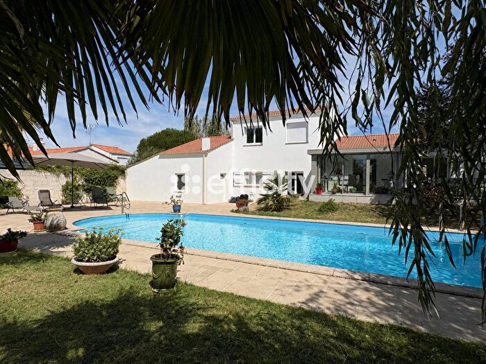 L'Île-d'Olonne : Maison 6 pièces à vendre