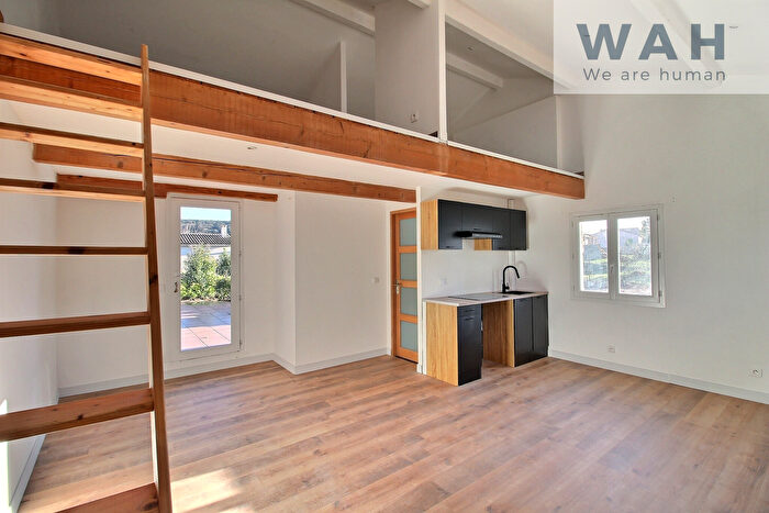 Appartement à vendre - Saint-Martin-de-Londres - 1 pièce - 1 chambre