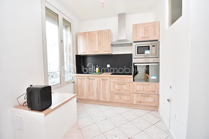 Appartement à vendre - Dammarie-les-Lys, Petit Dammarie, Croix Saint-Jacques - 3 pièces - 1 chambre