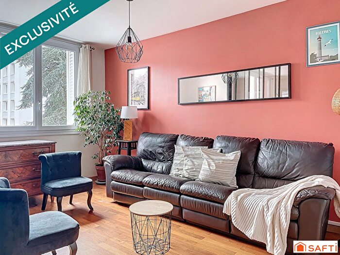 Appartement à vendre - Sainte-Foy-lès-Lyon, Centre-ville - 5 pièces - 3 chambres