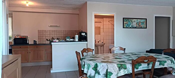 Appartement à vendre - Saint-Gérand - 3 pièces - 1 chambre