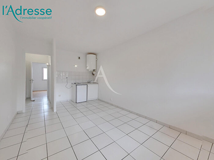 Montfermeil, Centre-ville : Appartement 2 pièces à louer
