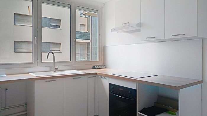 Reims, La Neuvillette, Trois Fontaines : Appartement 3 pièces à louer