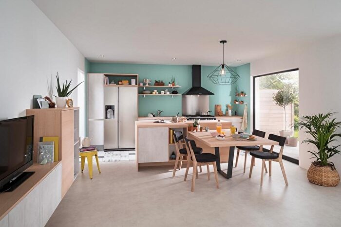 Maisons à vendre et appartements à louer - 1