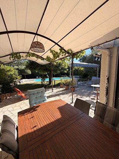 Maison 8 pièces à vendre à Salernes