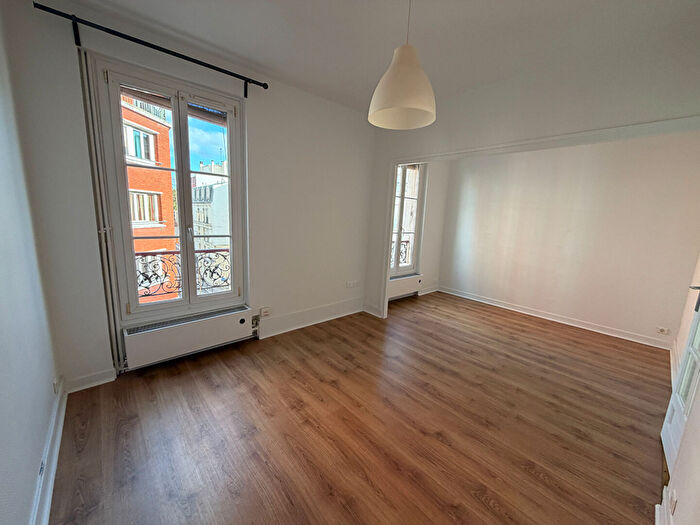 Appartement à vendre - Paris e , Plaine, Lagny - 1 pièce
