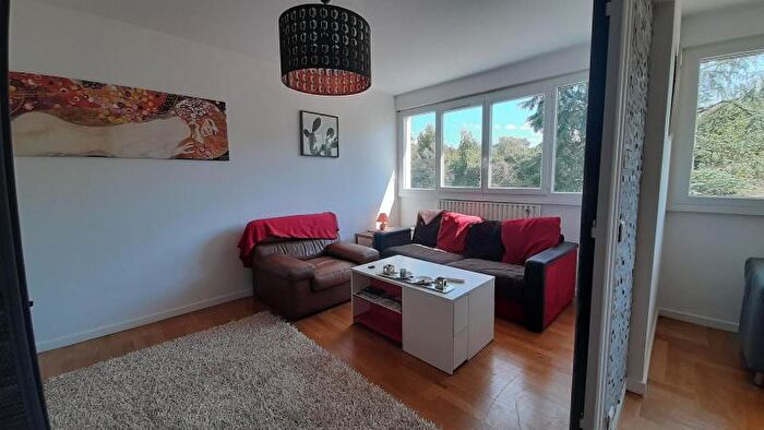 Appartement 3 pièces à Sainte-Foy-lès-Lyon, Provinces, Chavril, à louer