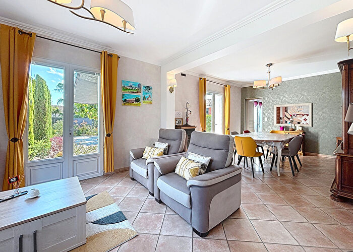 Maison à vendre - Montauban, Pays-Bas - 6 pièces - 5 chambres