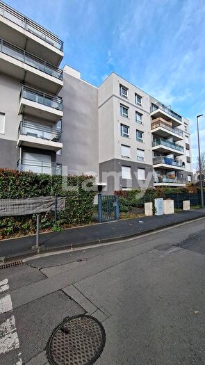 Appartement à louer - Bien Assis, Clermont-Ferrand - 2 pièces - 1 chambre