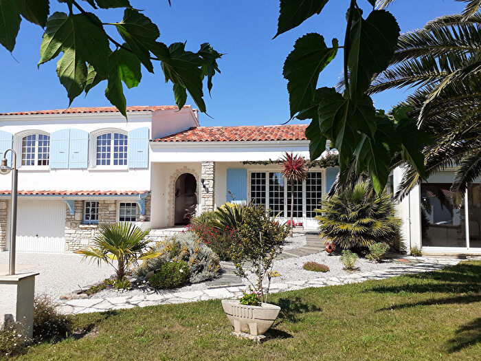 Maison à vendre - Saint-Denis-dOléron - 5 pièces - 3 chambres