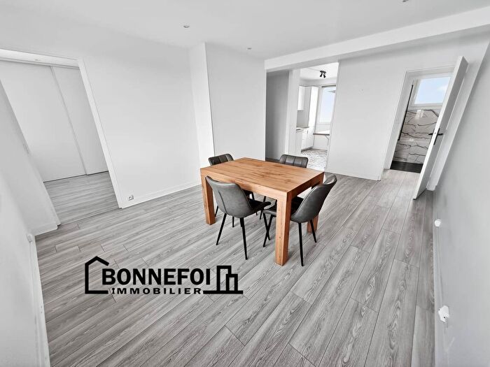 Appartement à louer - Plant, Champigny-sur-Marne - 4 pièces - 3 chambres