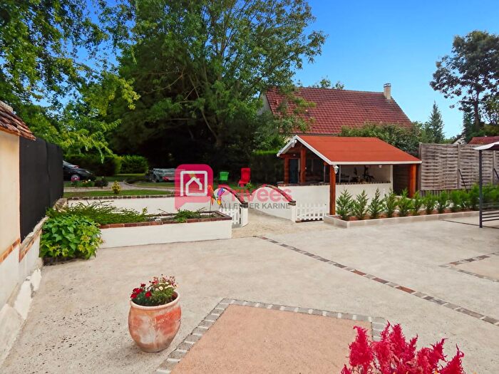 Maison à vendre - Pont-sur-Vanne - 9 pièces - 5 chambres