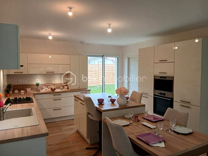 Maison 5 pièces à vendre à Vélines