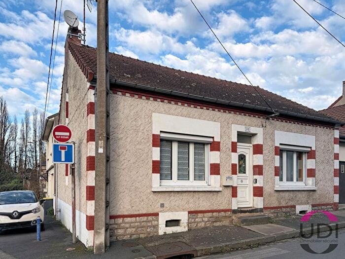 Maison à vendre - Montluçon, Saint-Jean, Chantoiseau, Ilets - 3 pièces - 2 chambres